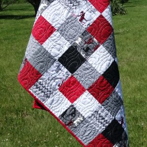 Woodland Moose and Deer Quilt Fleece Backing Red & Black Cotton Quilt ...
